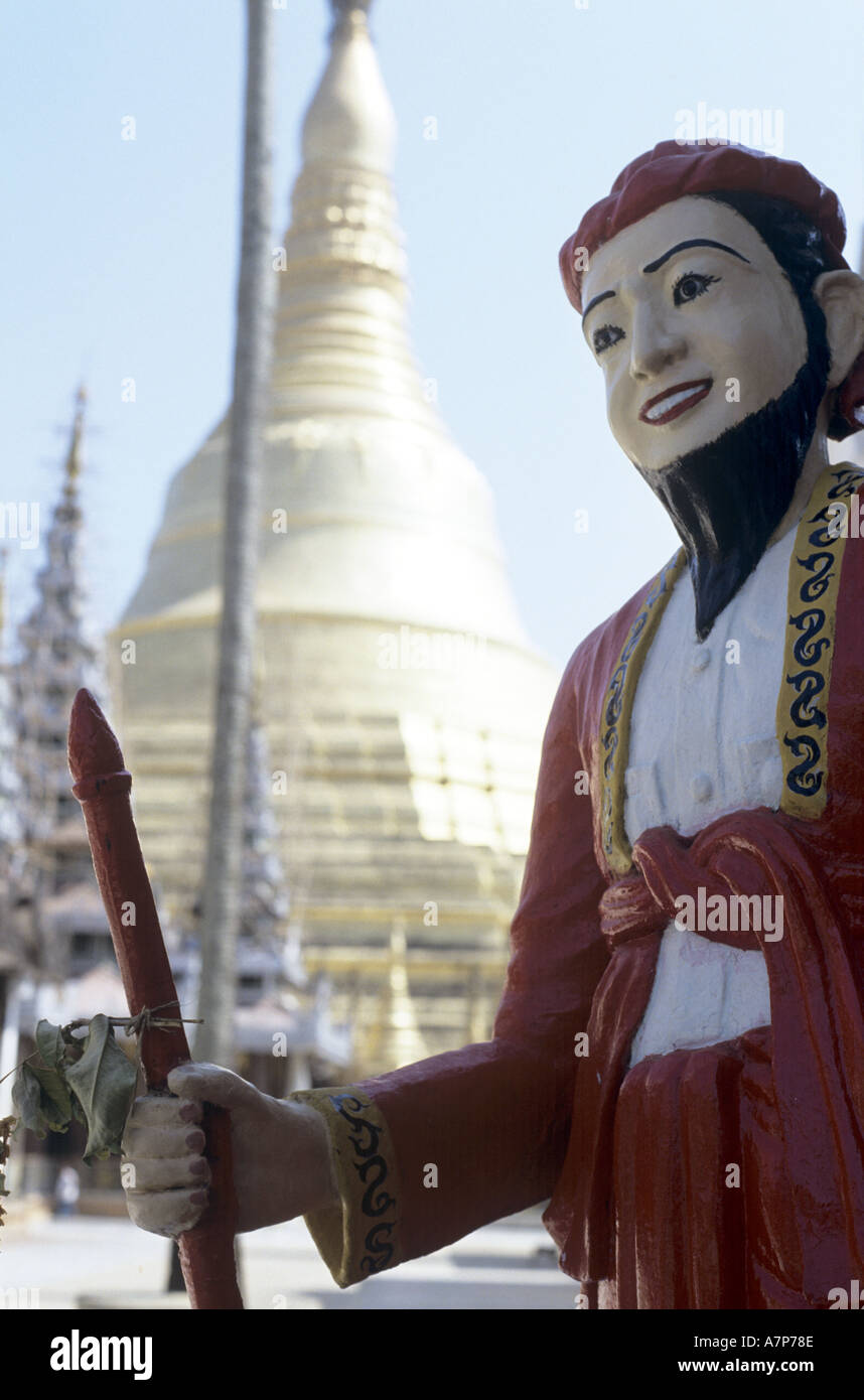 Statue Schwedagon Pagoda Myanmar Stock Photo - Alamy