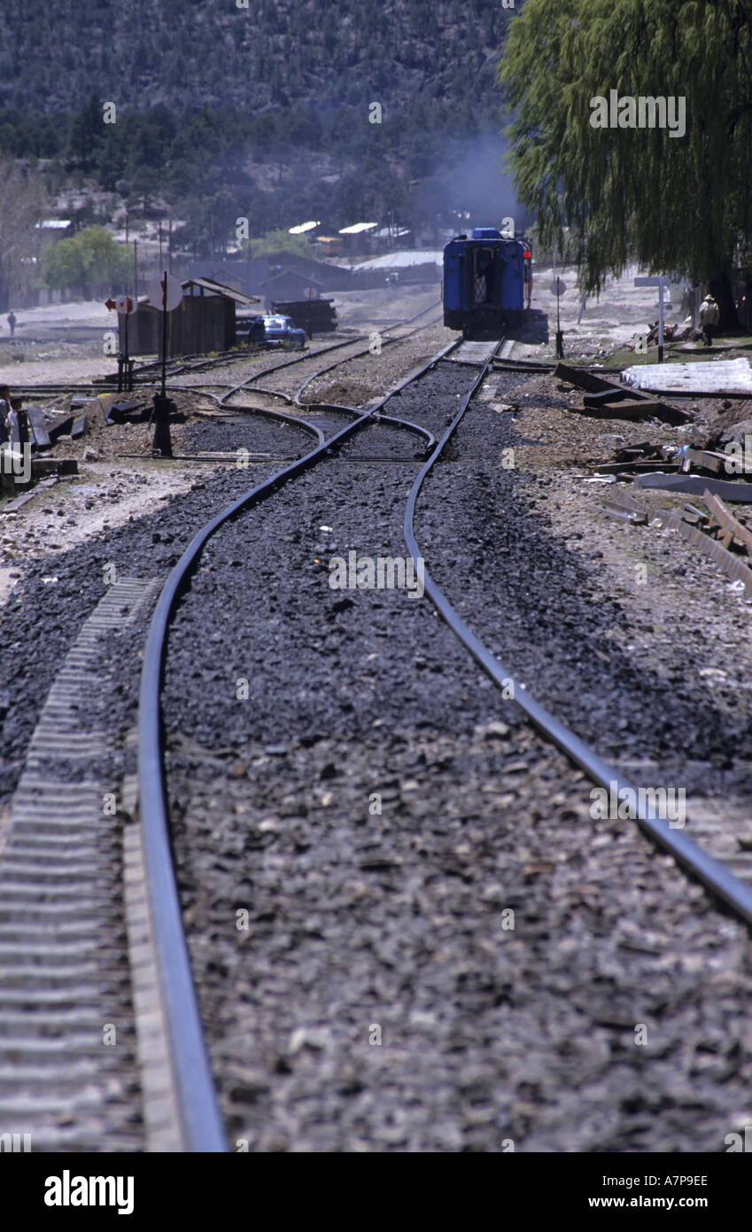 Mexico Chihuahua State The Chihuahua To Al Pacifico Train Leaving Creel ...