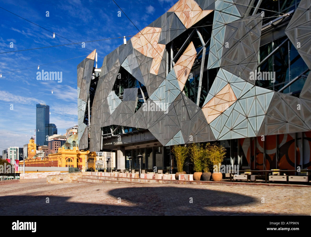 Melbourne Cityscape / Architecture in "Federation Square" Melbourne ...