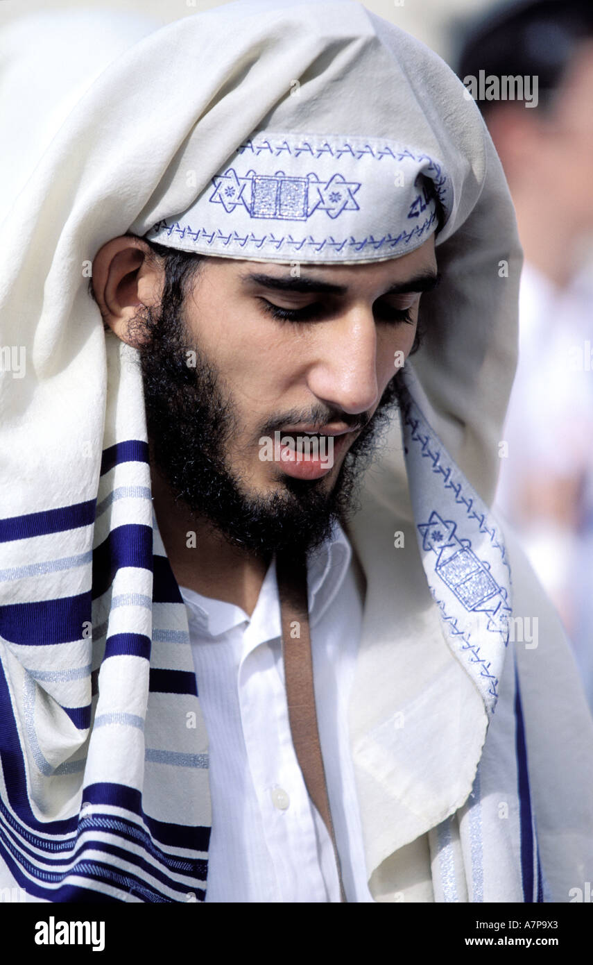 Hasid hi-res stock photography and images - Alamy