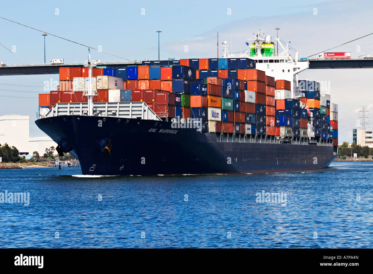 Shipping Industry / A container ship arrives in the "Port of Melbourne ...