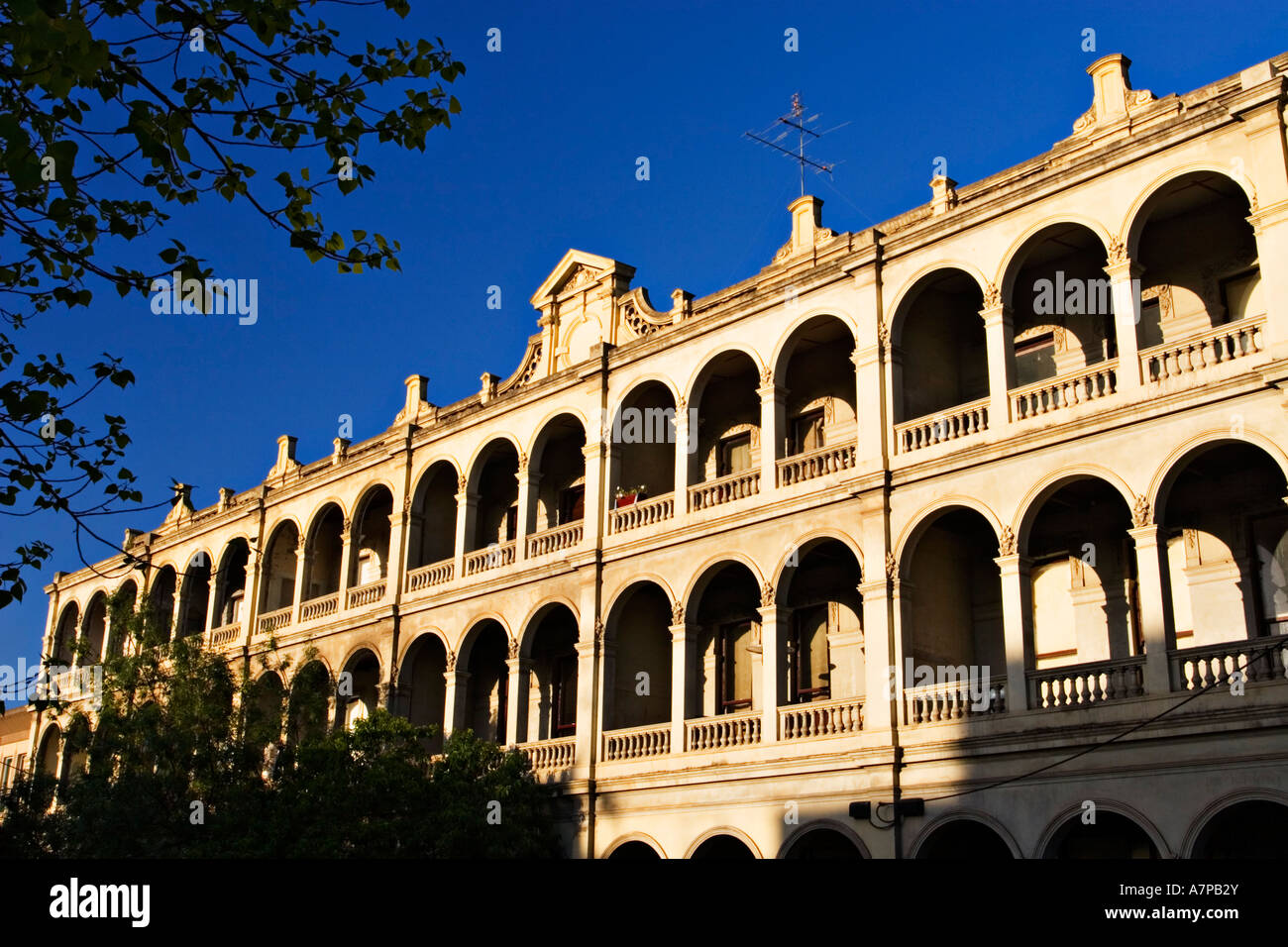 Melbourne Architecture / Facade detail of Victorian period terrace ...