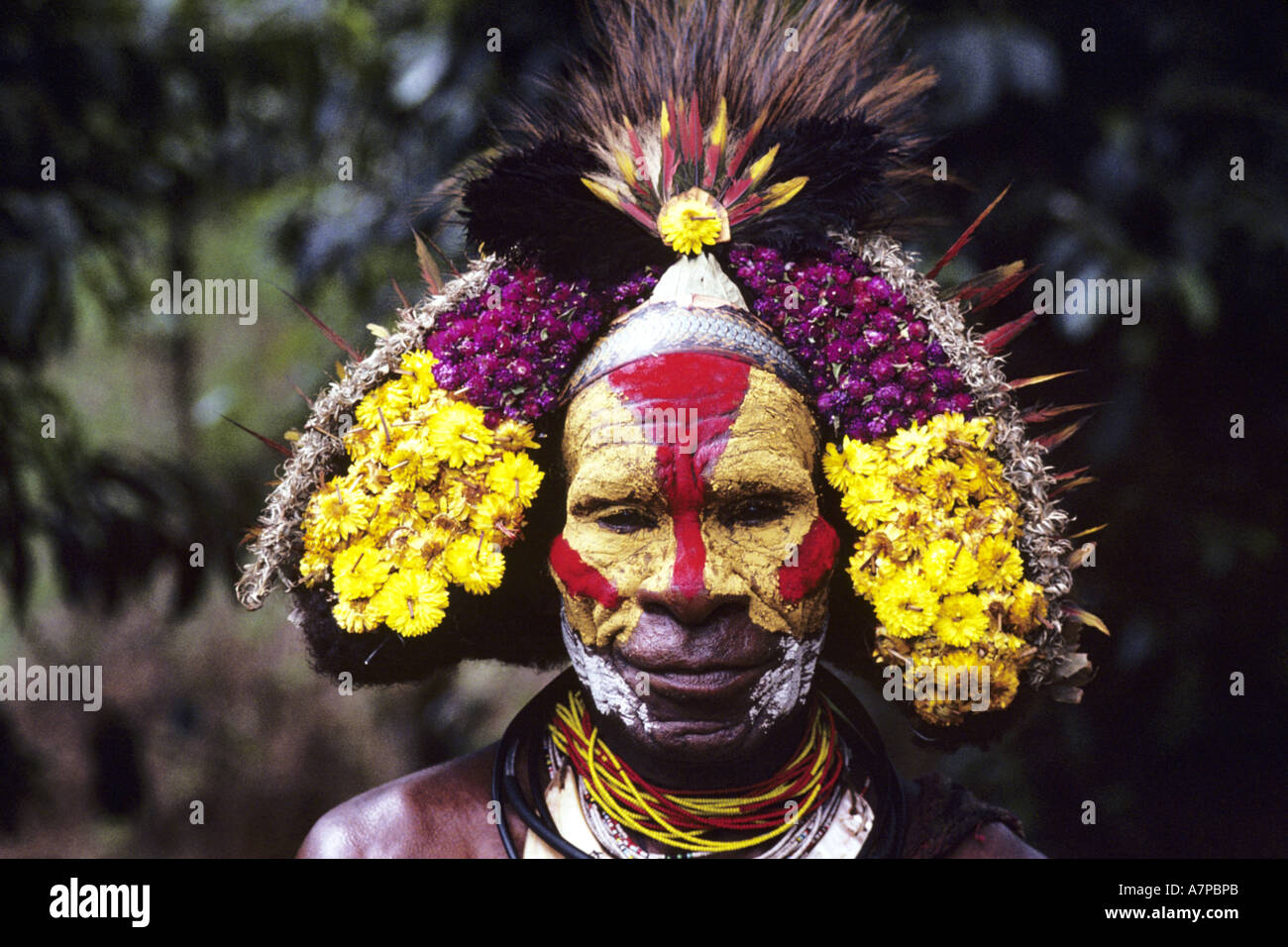 Young men papua new guinea hi-res stock photography and images - Alamy