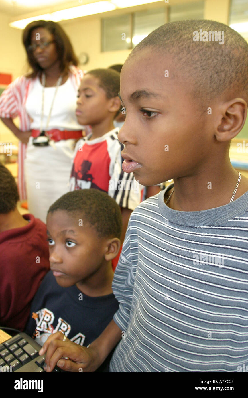 Edison Park's Instagram, Twitter & Facebook on IDCrawl