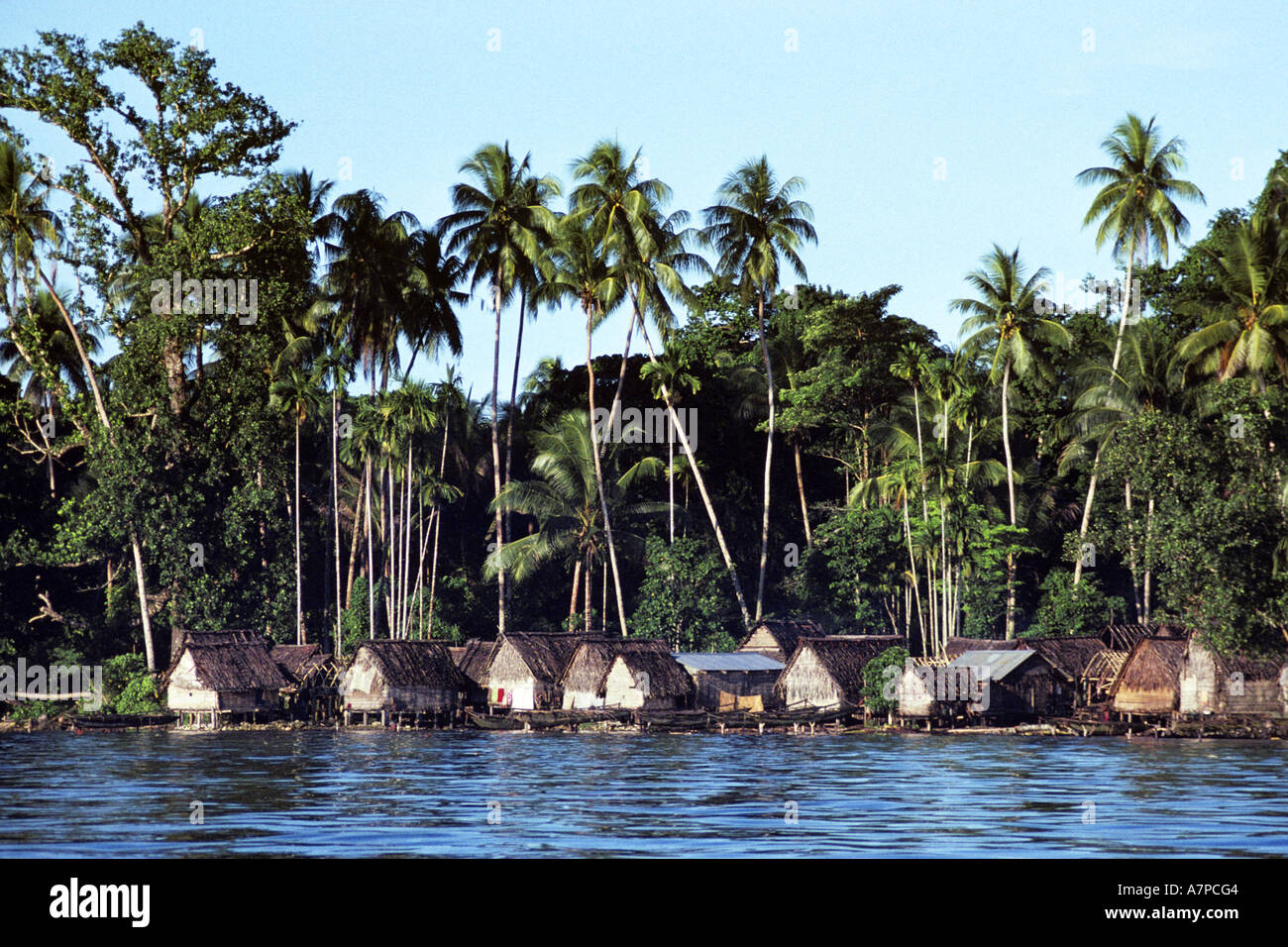 Village coast papua new guinea hi-res stock photography and images - Alamy