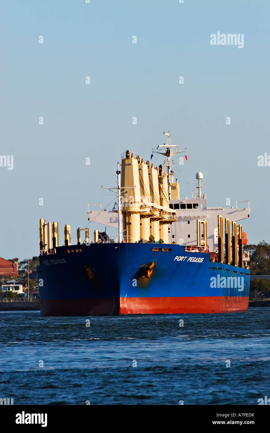 International carrier hi-res stock photography and images - Alamy