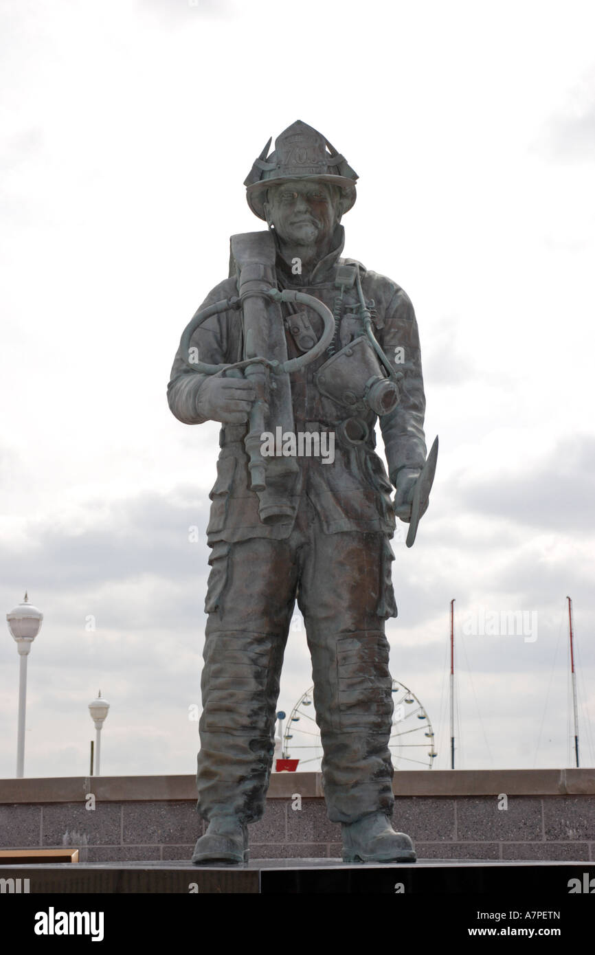 Sacrifice statue hi-res stock photography and images - Alamy