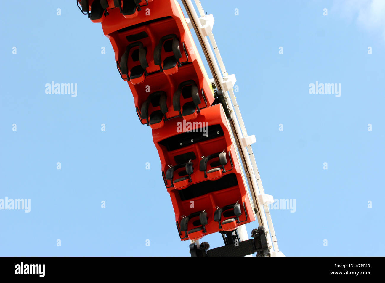 Going down roller coaster hi-res stock photography and images - Alamy