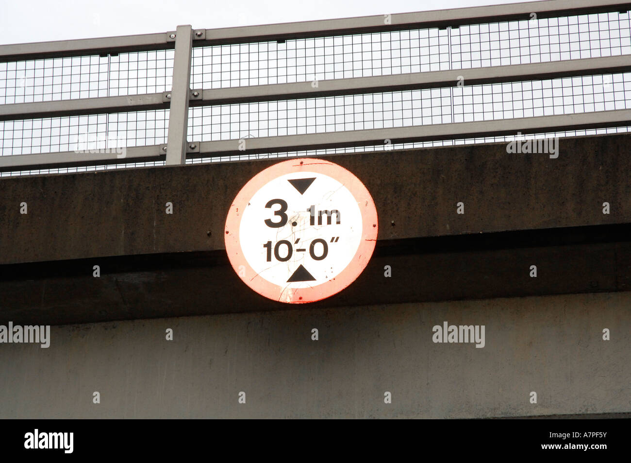 Height restriction road sign Stock Photo - Alamy