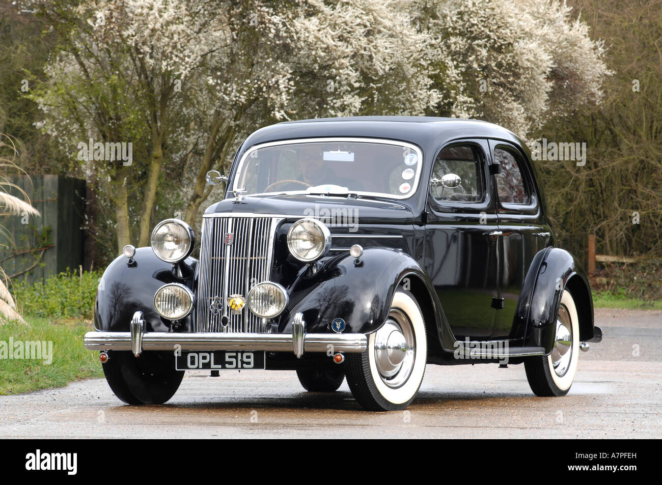 Ford V8 Pilot 1950 Stock Photo - Alamy