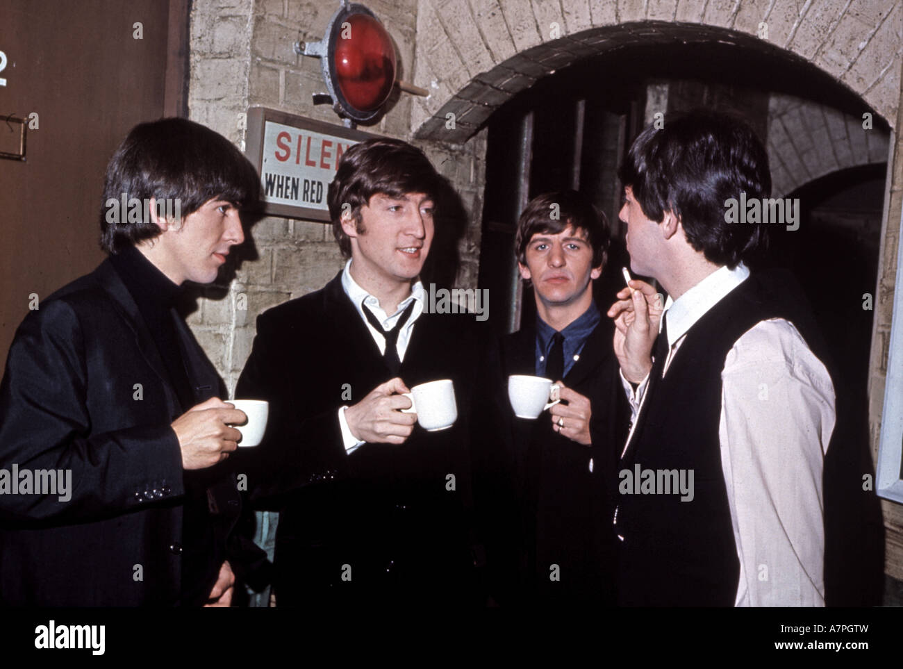Beatles back hi-res stock photography and images - Alamy