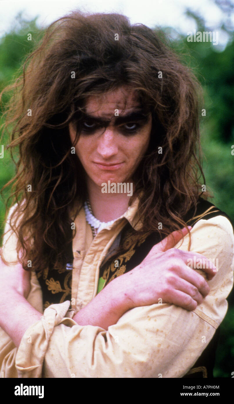 DR AND THE MEDICS - UK pop group leader singer Clive Jackson in 1986 ...