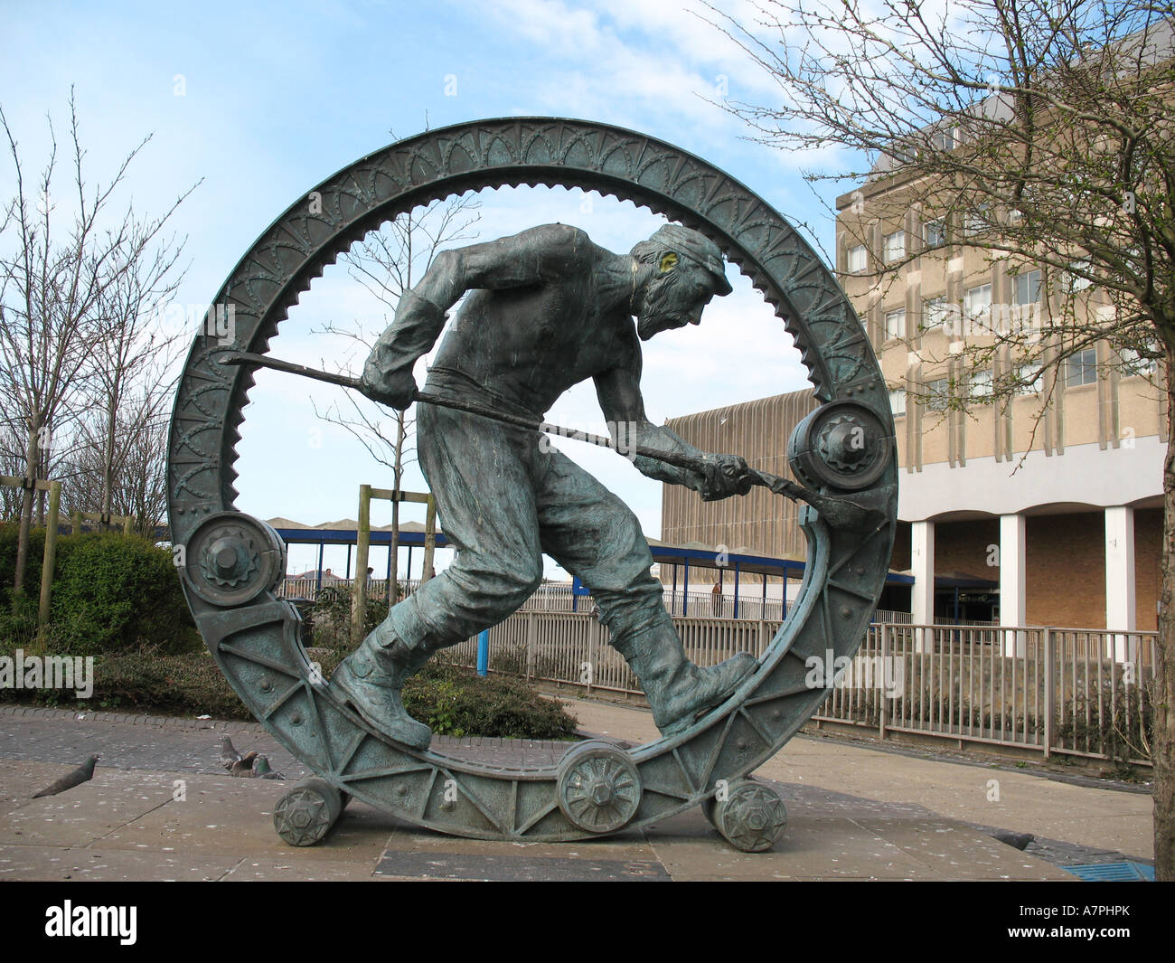 Street Art Steel Worker Port Talbot Stock Photo - Alamy