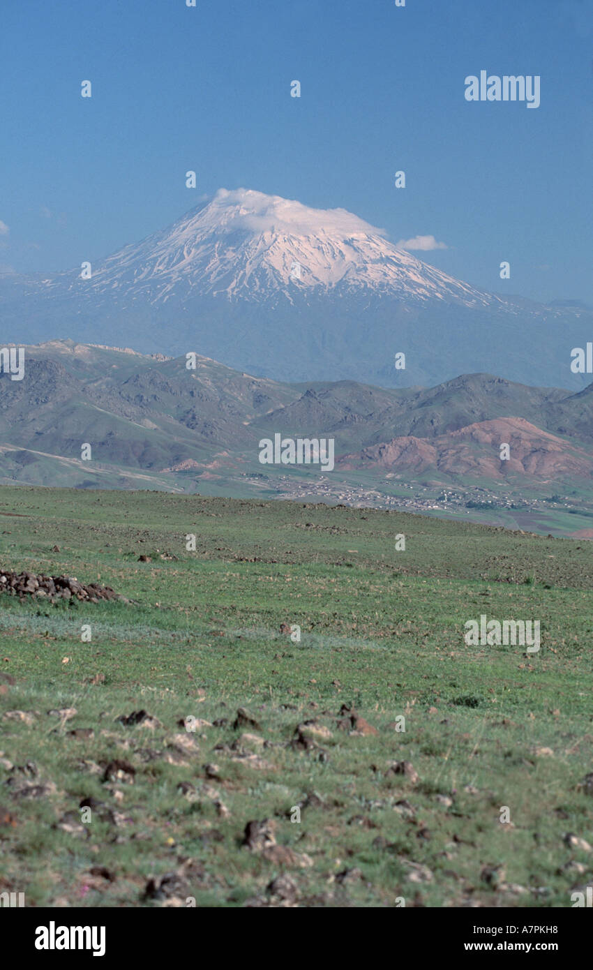 Southeast asia mountain ranges hi-res stock photography and images - Alamy
