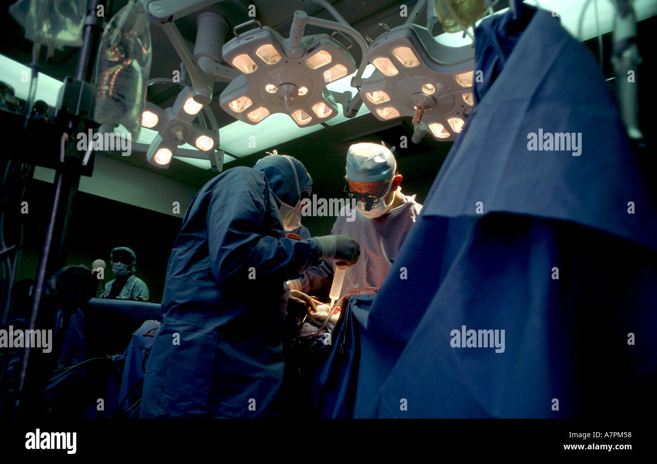 Cardiac surgery usa hi-res stock photography and images - Alamy