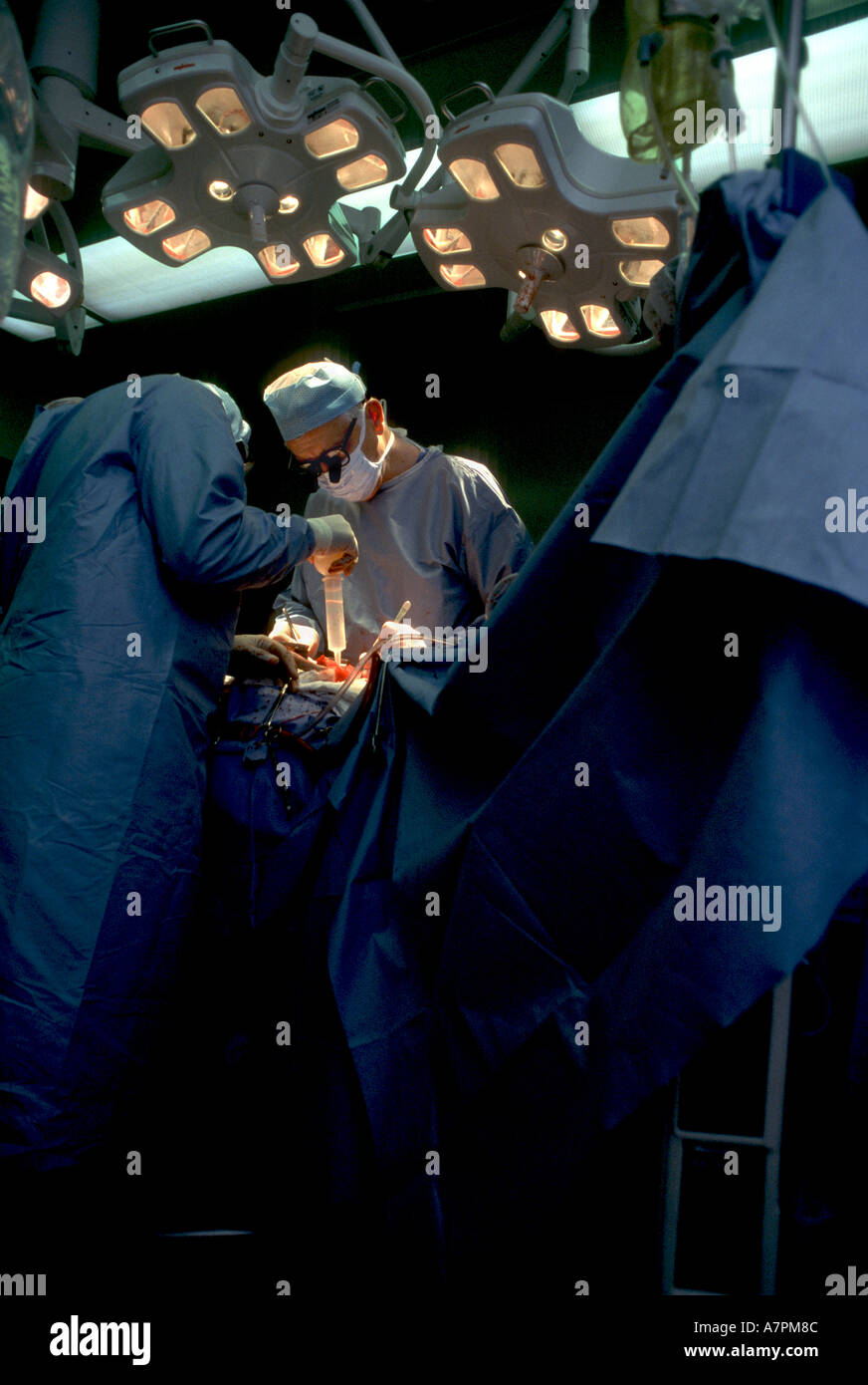 Heart operation hi-res stock photography and images - Alamy