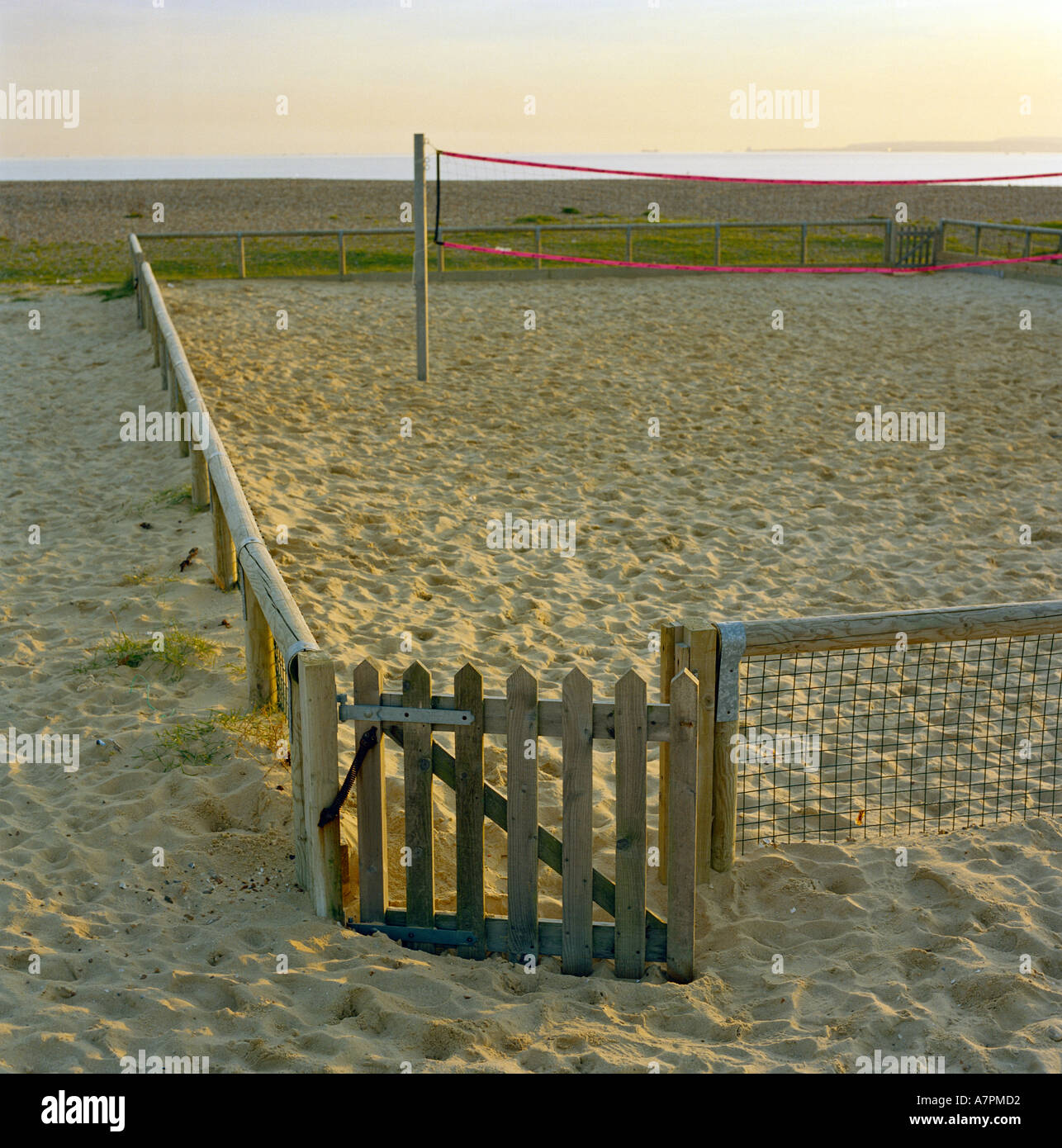 Abandoned beach volleyball net hi-res stock photography and images - Alamy