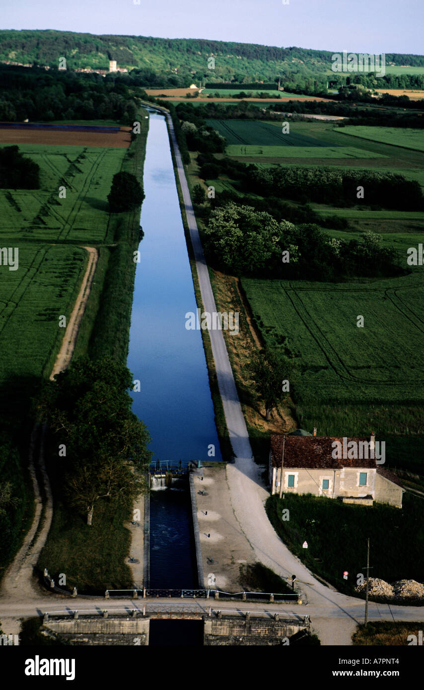France, Yonne, Burgundy Canal close to Vincelottes (aerial view Stock ...