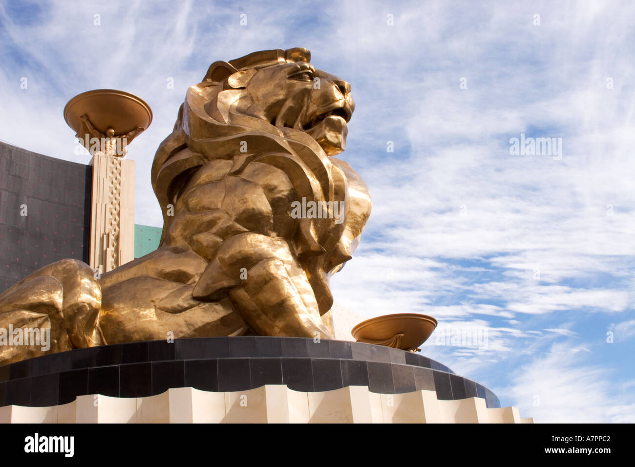 Mgm lion entrance mgm hotel hi-res stock photography and images - Alamy