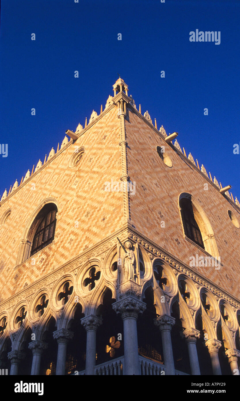 Palazzo corner venice hi-res stock photography and images - Alamy