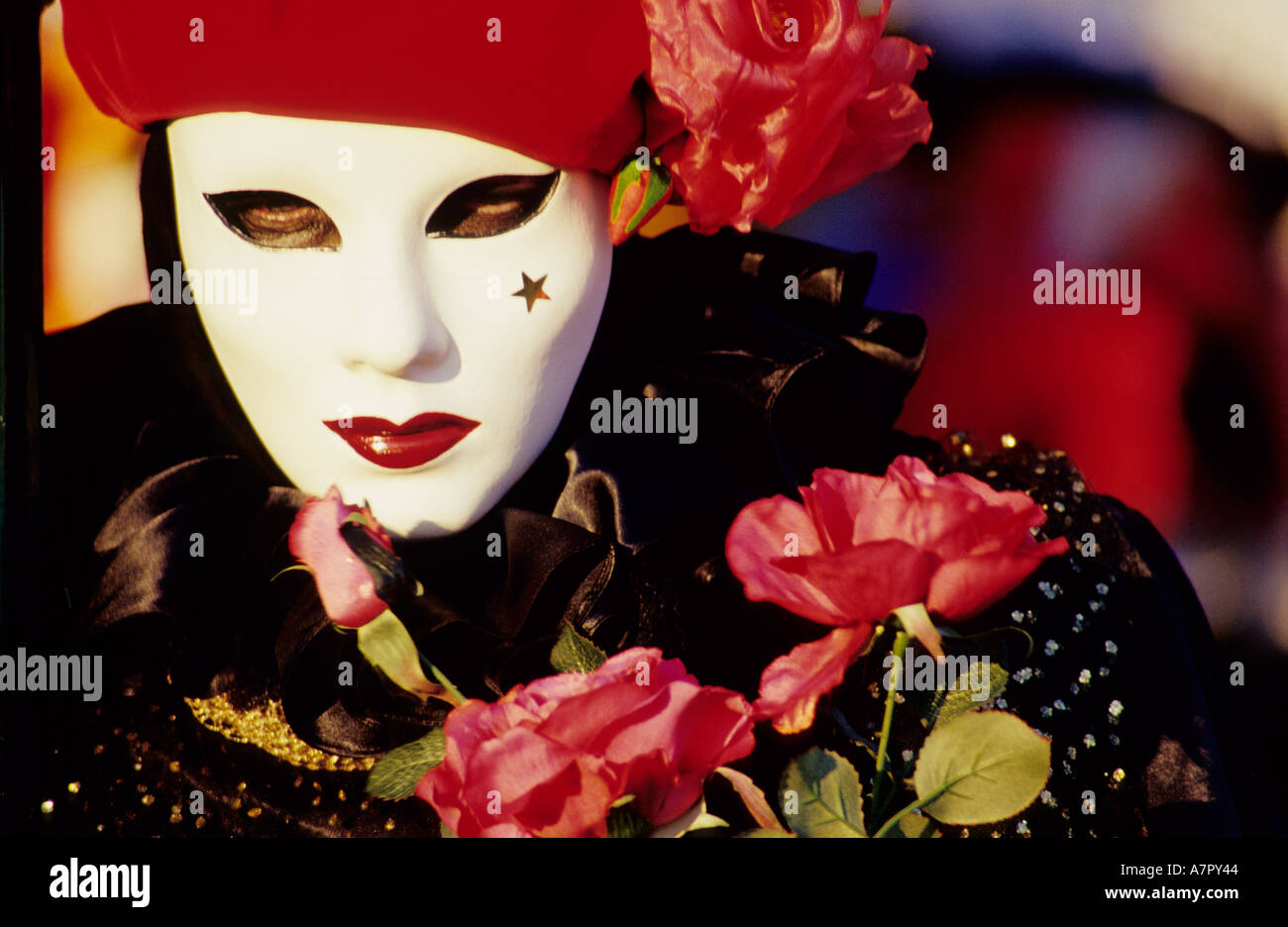 Carnival Mask with Red Roses, Venice (Italy Stock Photo - Alamy