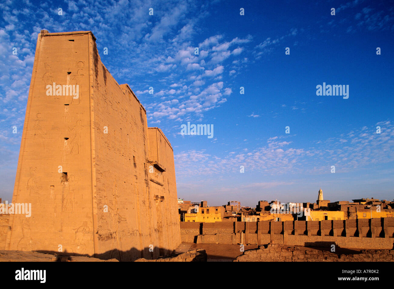Orus temple hi-res stock photography and images - Alamy
