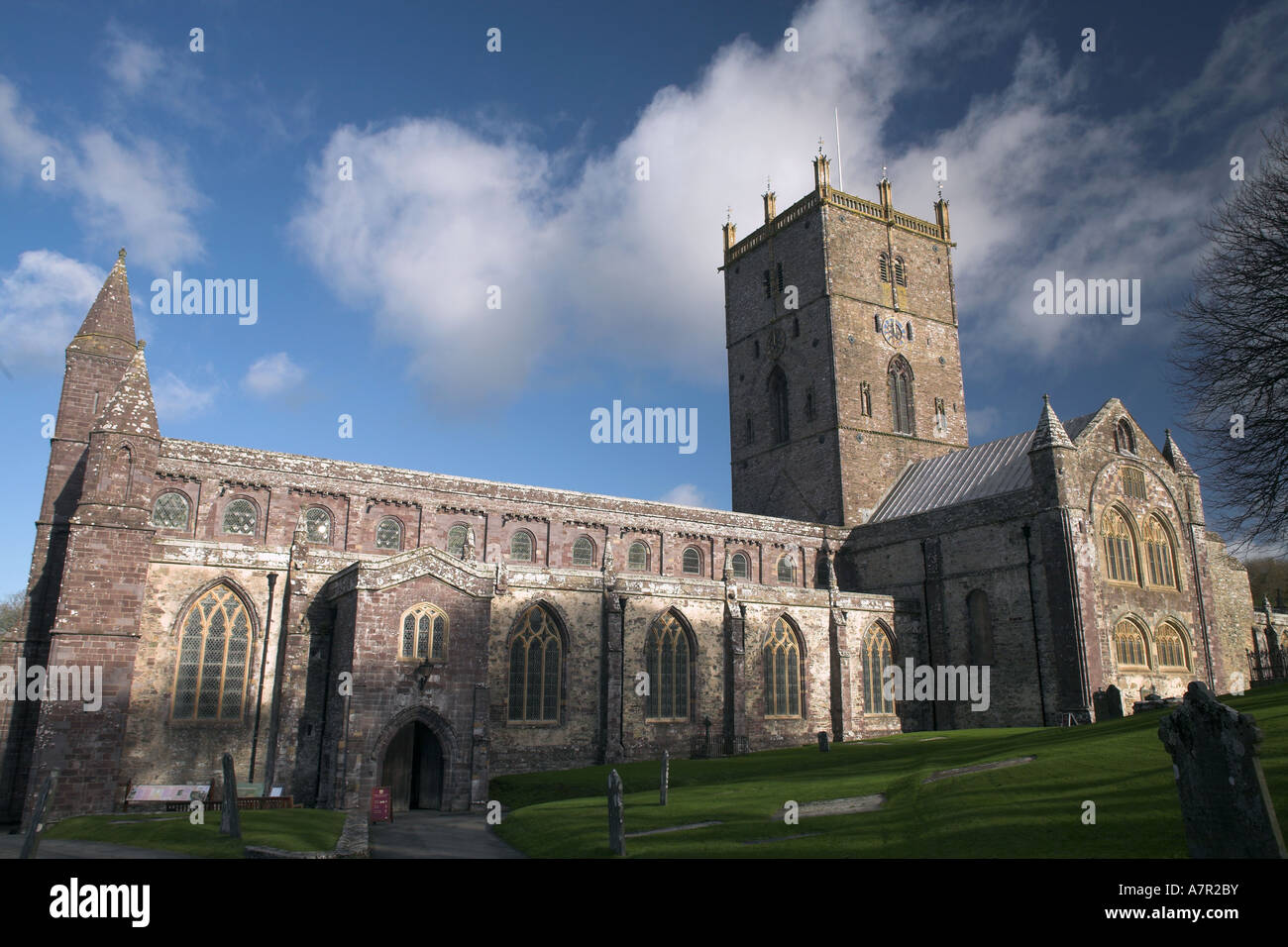 St David s Cathedral Stock Photo - Alamy