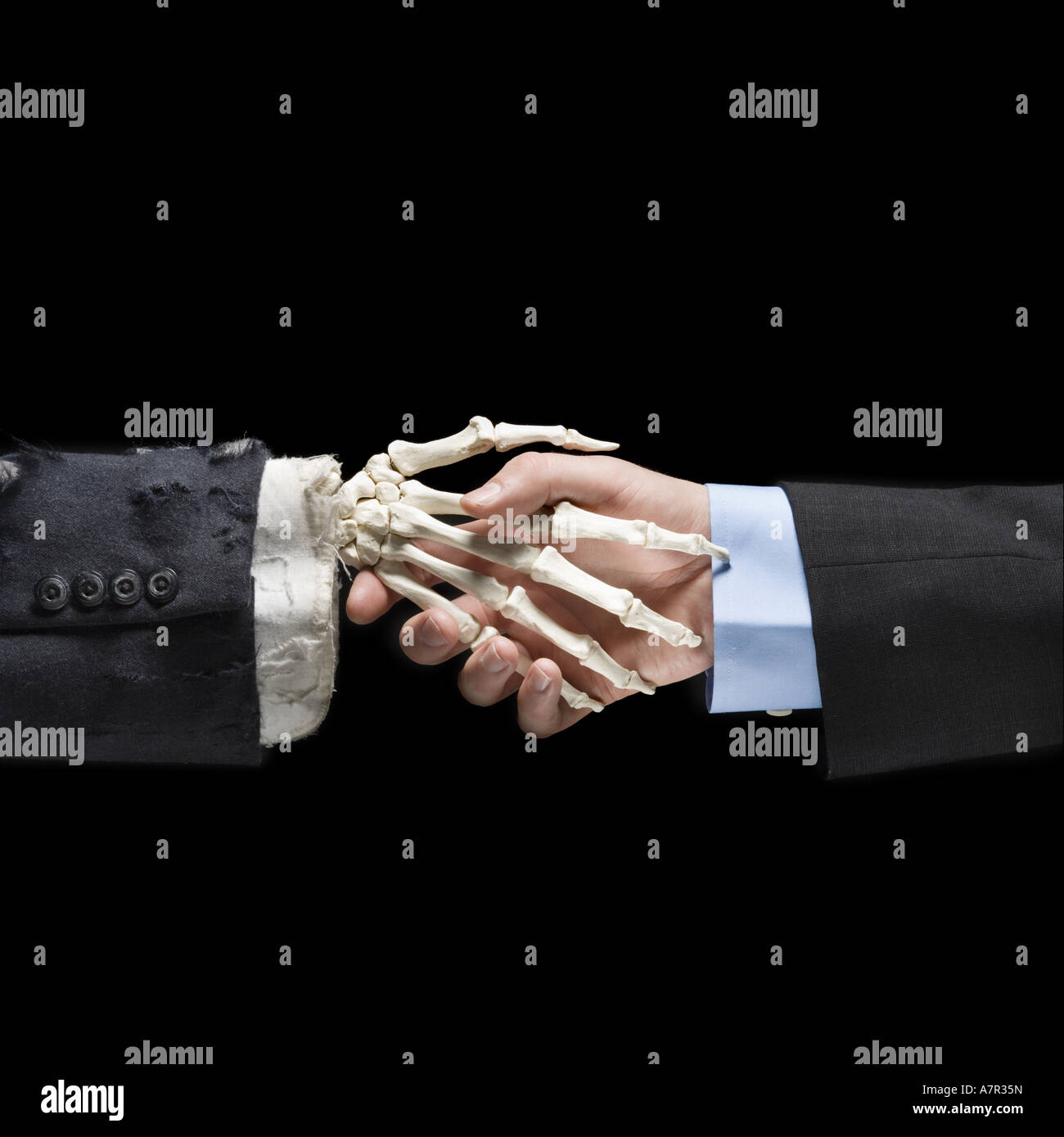 Skeleton handshake hi-res stock photography and images - Alamy