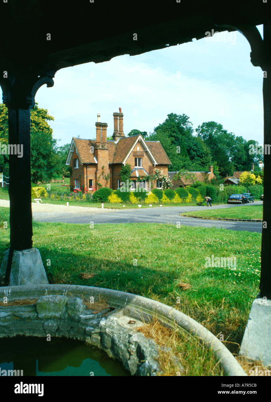 The chenies hi-res stock photography and images - Alamy