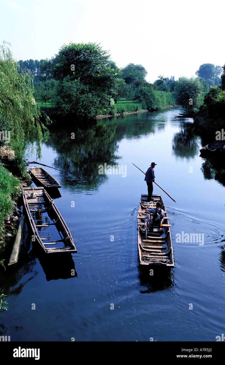 France, Bas Rhin, Ehnwihr, Bargeman of the Ried, P.Understock carrying ...