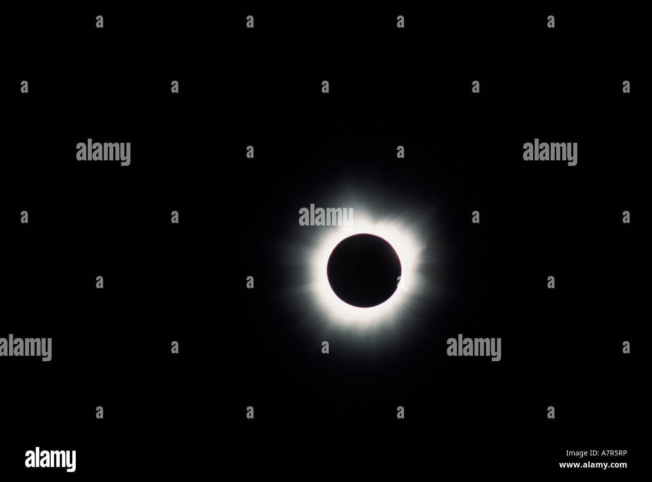 The full solar eclipse as seen from southern Zambia during the 2001 ...
