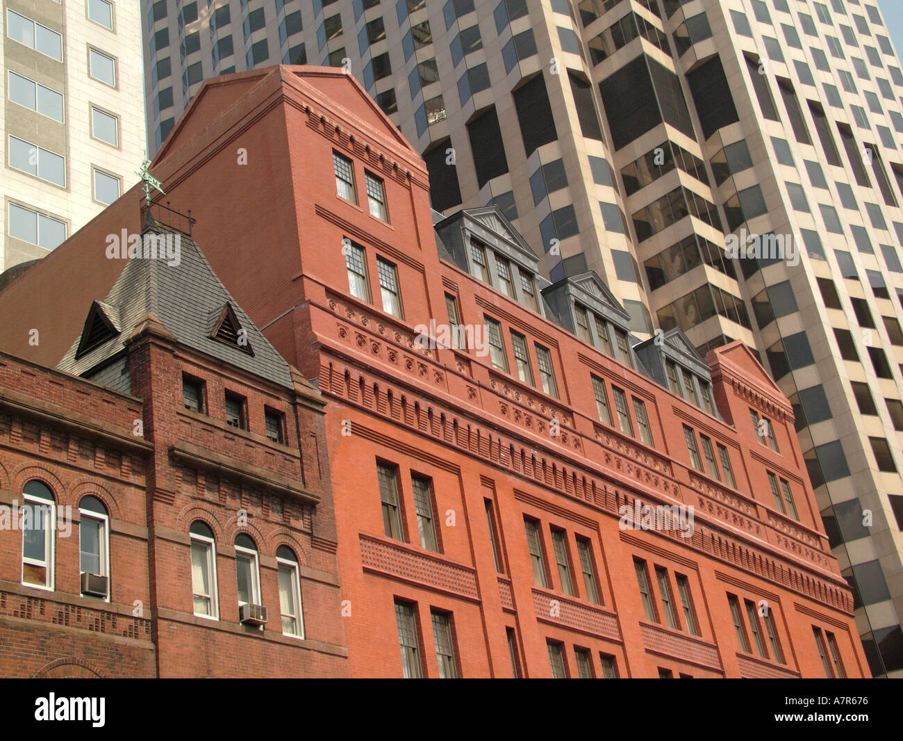 Hartford buildings hi-res stock photography and images - Alamy