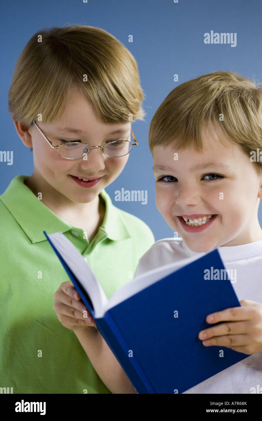 7 9 years giggling hi-res stock photography and images - Alamy