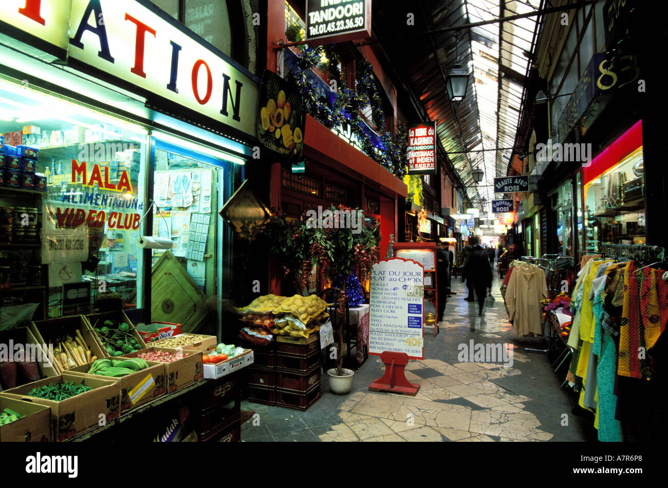 India in paris passage brady hi-res stock photography and images - Alamy