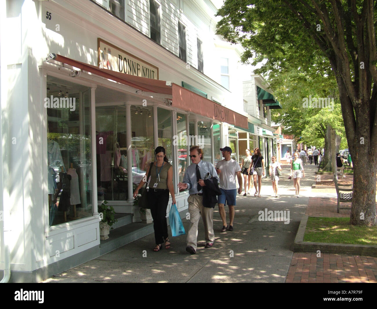East hampton main street hi-res stock photography and images - Alamy