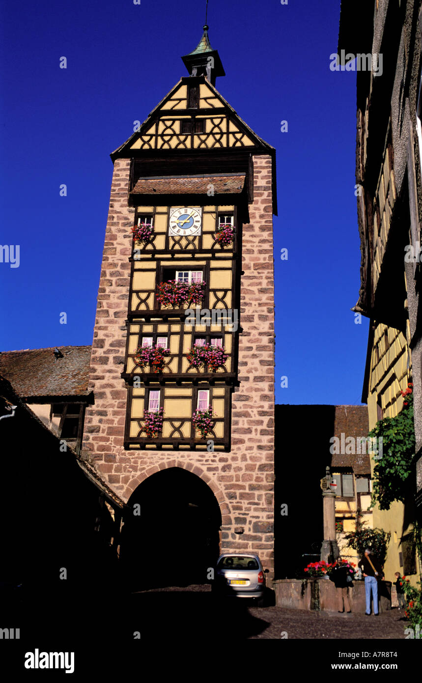 Dolder tower gate hi-res stock photography and images - Alamy
