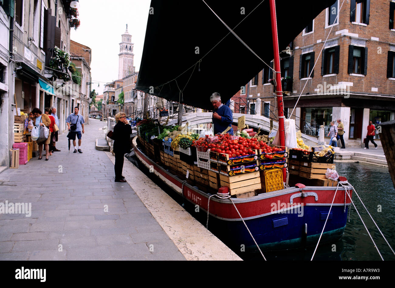 Costermonger on his boat hi-res stock photography and images - Alamy