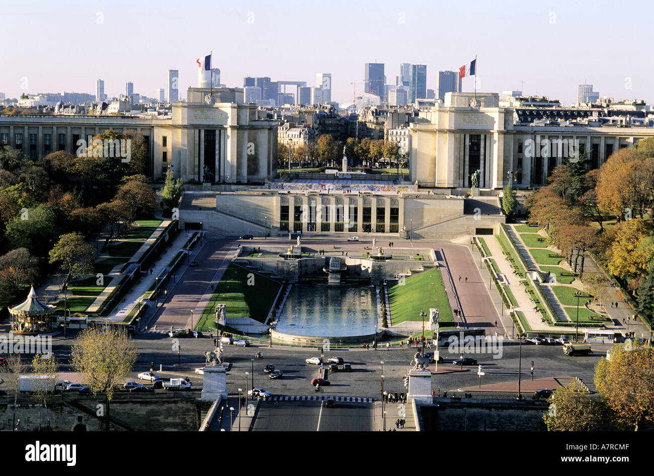France, Paris, Chaillot Palace and Trocadero gardens Stock Photo - Alamy