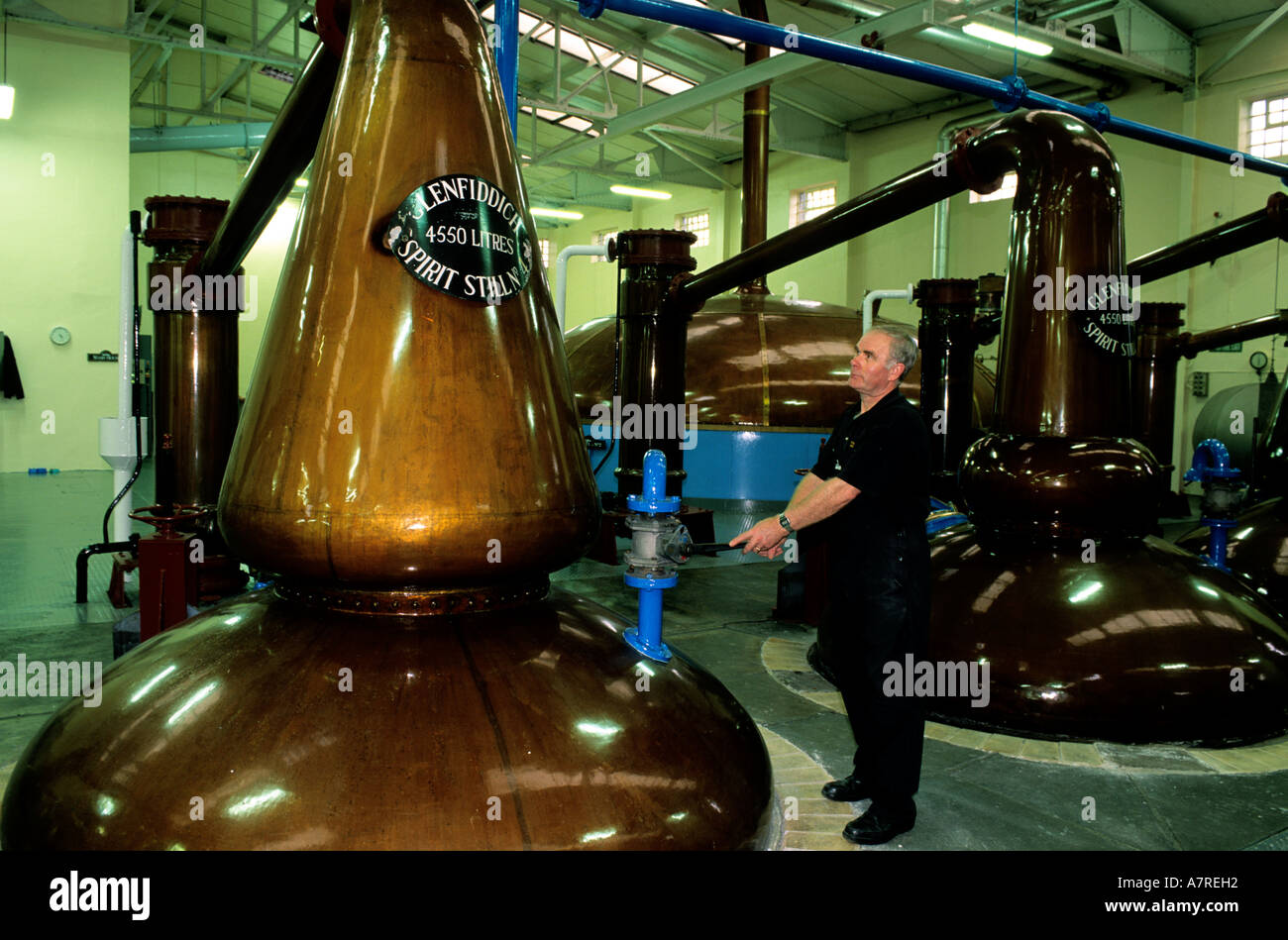 UK, Scotland, Moray, Dufftown, Glenfiddich distillery, traditional ...