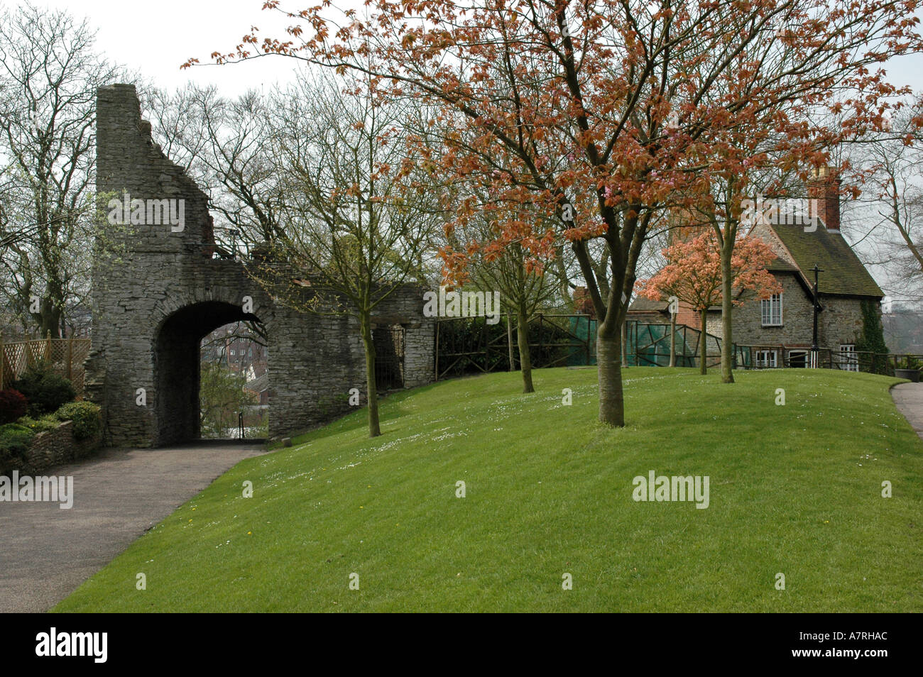 Dudley castle wall hi-res stock photography and images - Alamy