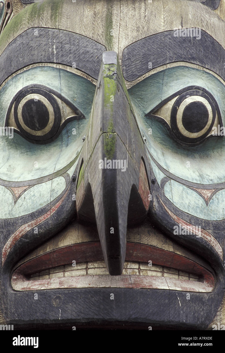 Seattle pioneer square totem pole hi-res stock photography and images ...
