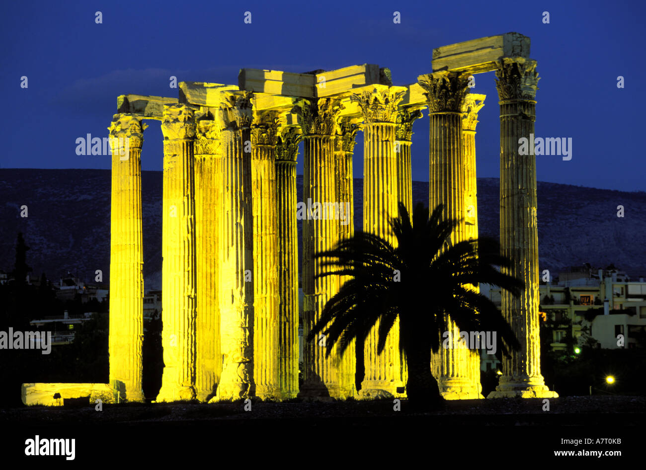 Greece, Athens, temple of Zeus by night Stock Photo - Alamy