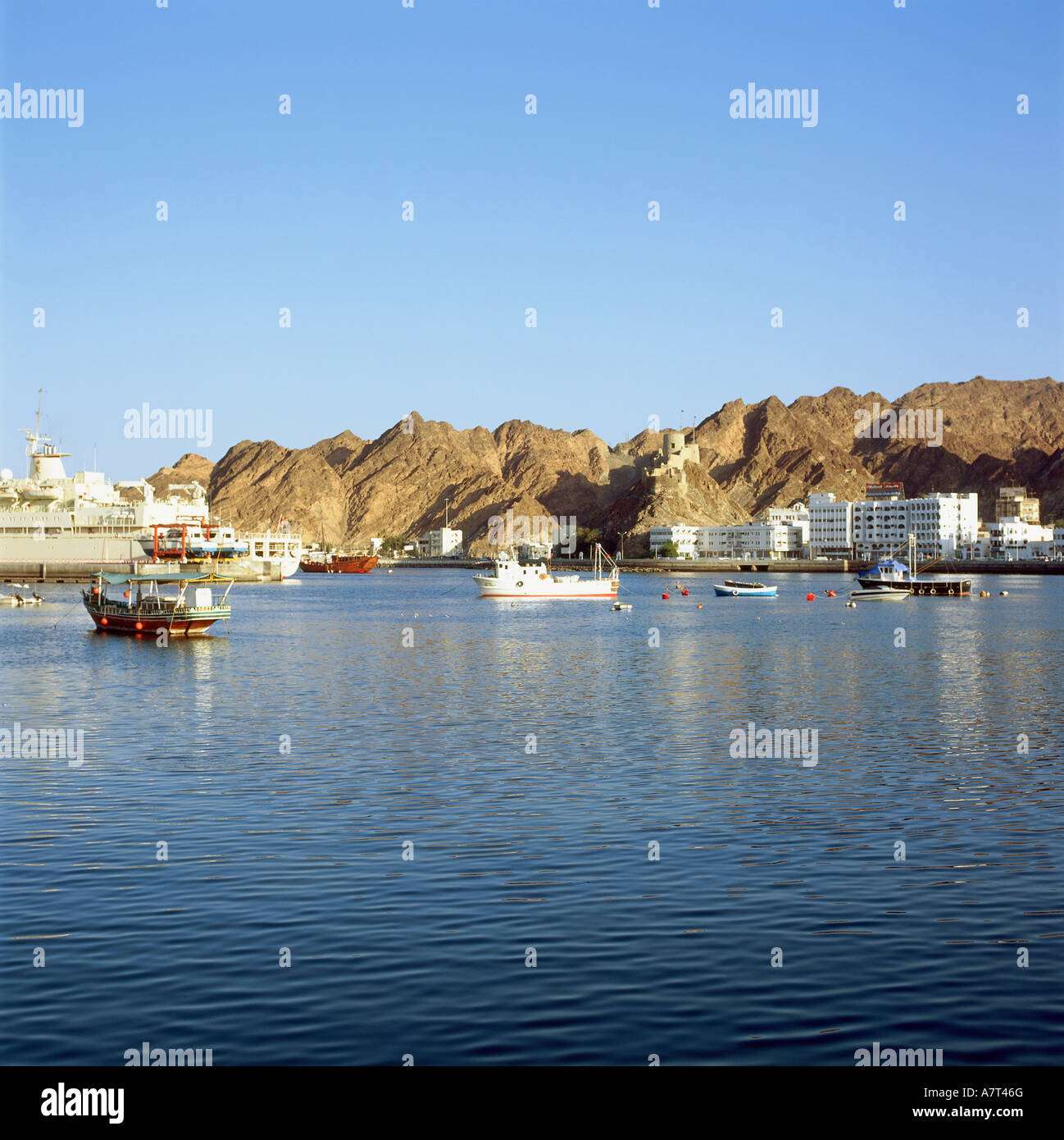Mutrah Waterfront Muscat Oman Stock Photos & Mutrah Waterfront Muscat ...