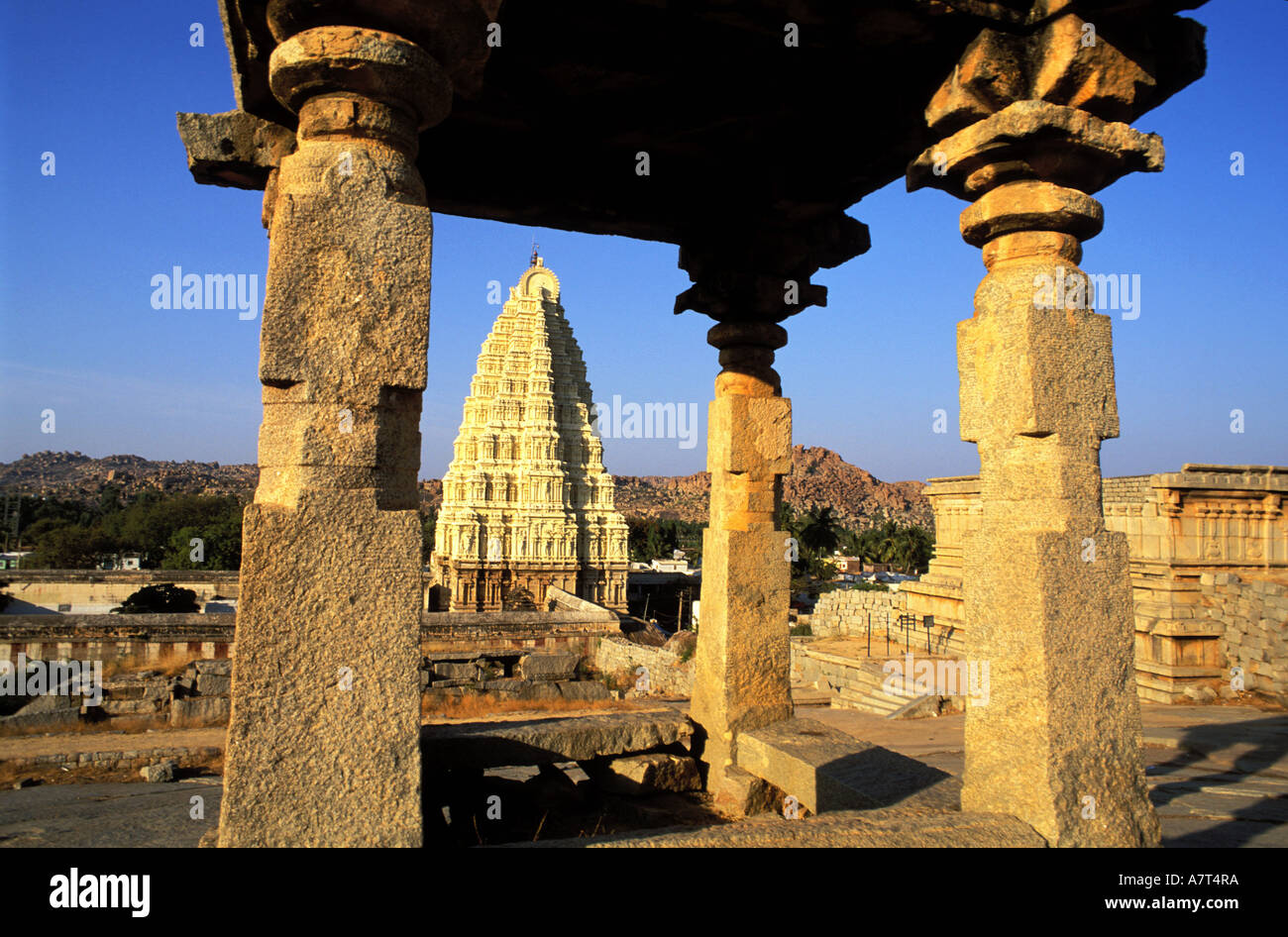 Capital of the last hindu kingdom of vijayanagar 14th 16th century hi ...