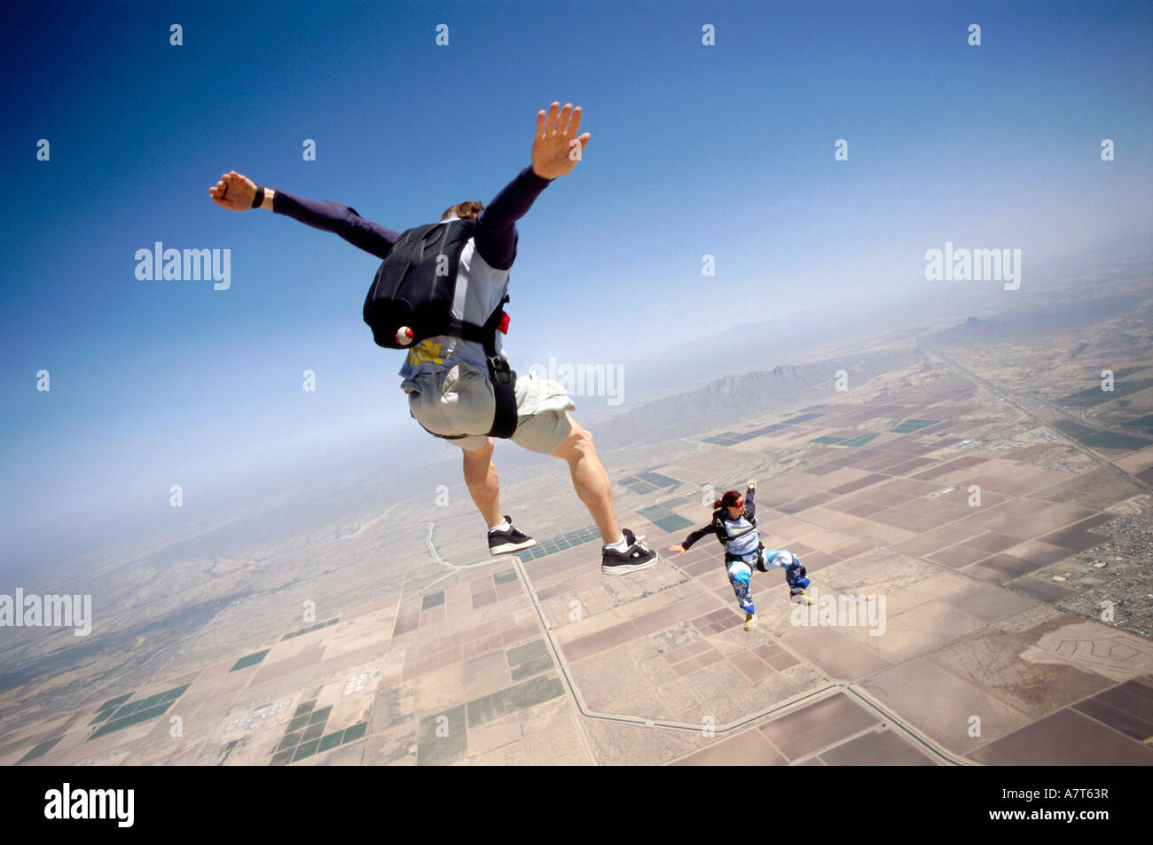 Sky divers aerial hi-res stock photography and images - Alamy