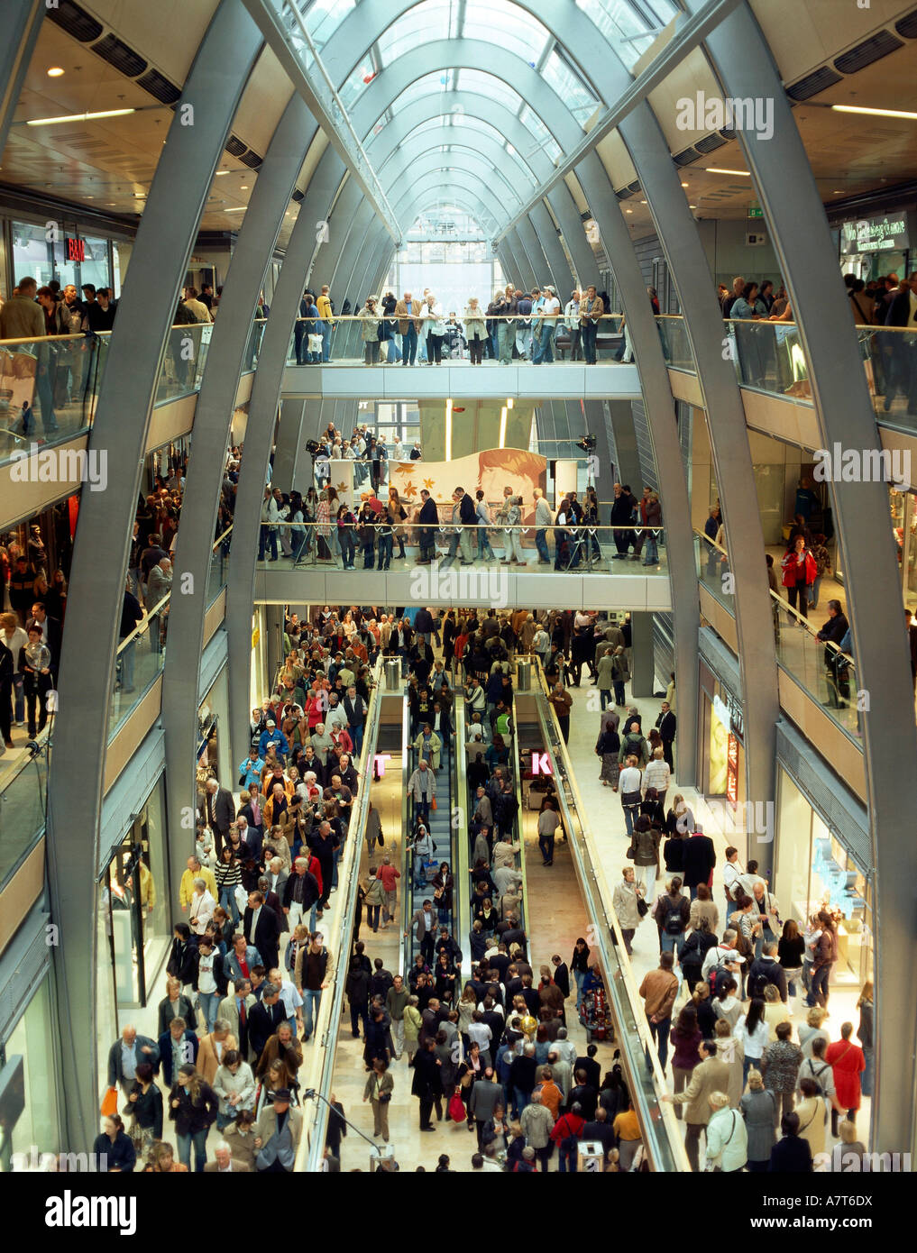 Crowd inside building interiors hi-res stock photography and images - Alamy
