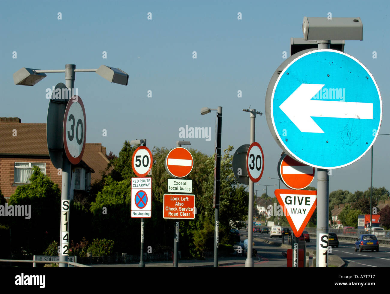 Confusing Road Sign Intersections Confusing Road Sign Intersections