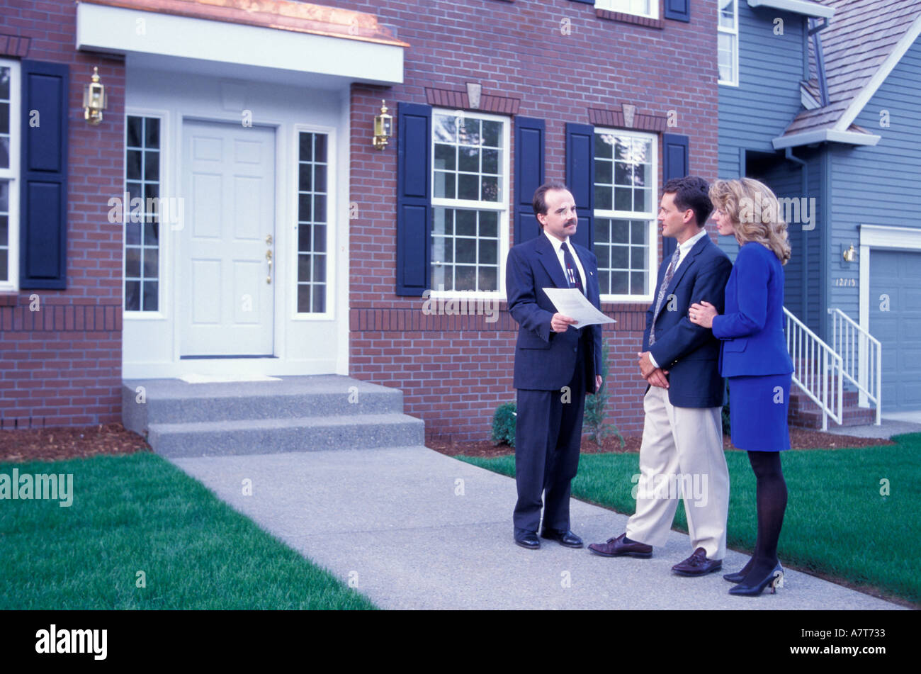 Couple Buying a House Stock Photo - Alamy