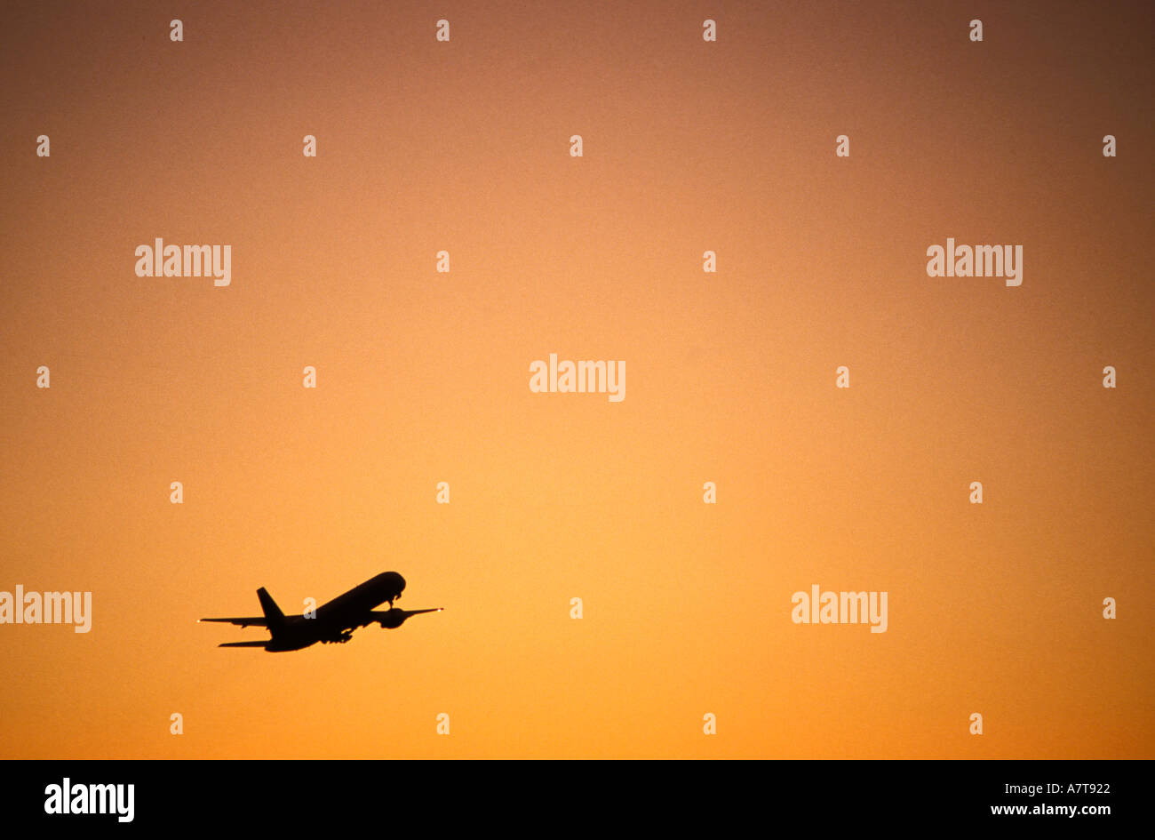 Airplane taking off sunrise airport hi-res stock photography and images ...