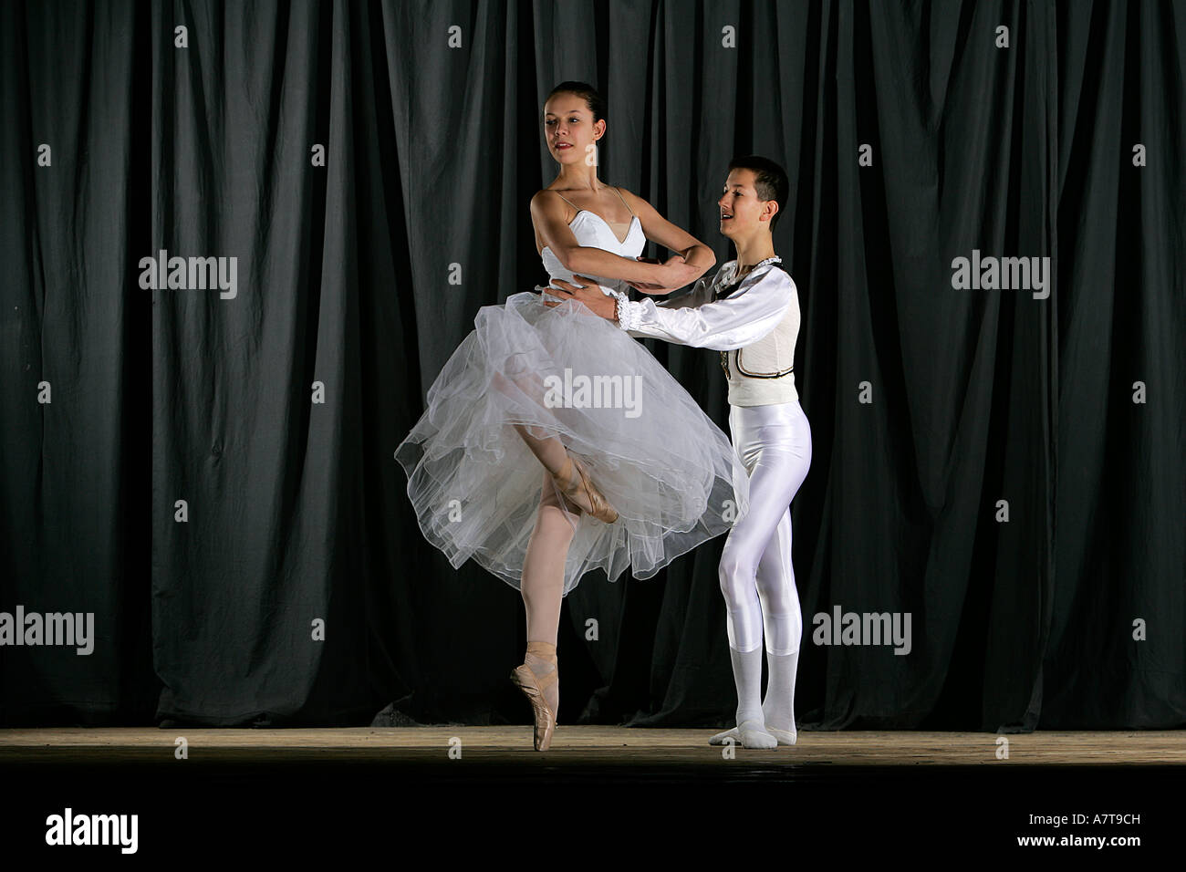 ballet dancers boy and girl Stock Photo - Alamy